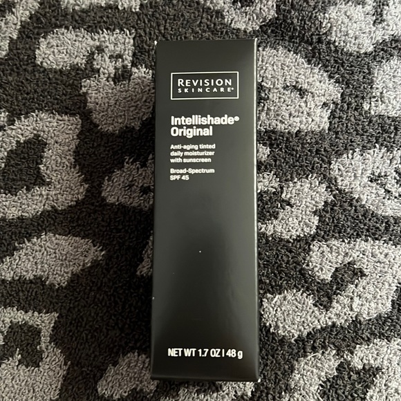 Revision Skincare | Makeup | Revision Skincare Intellishade Original ...